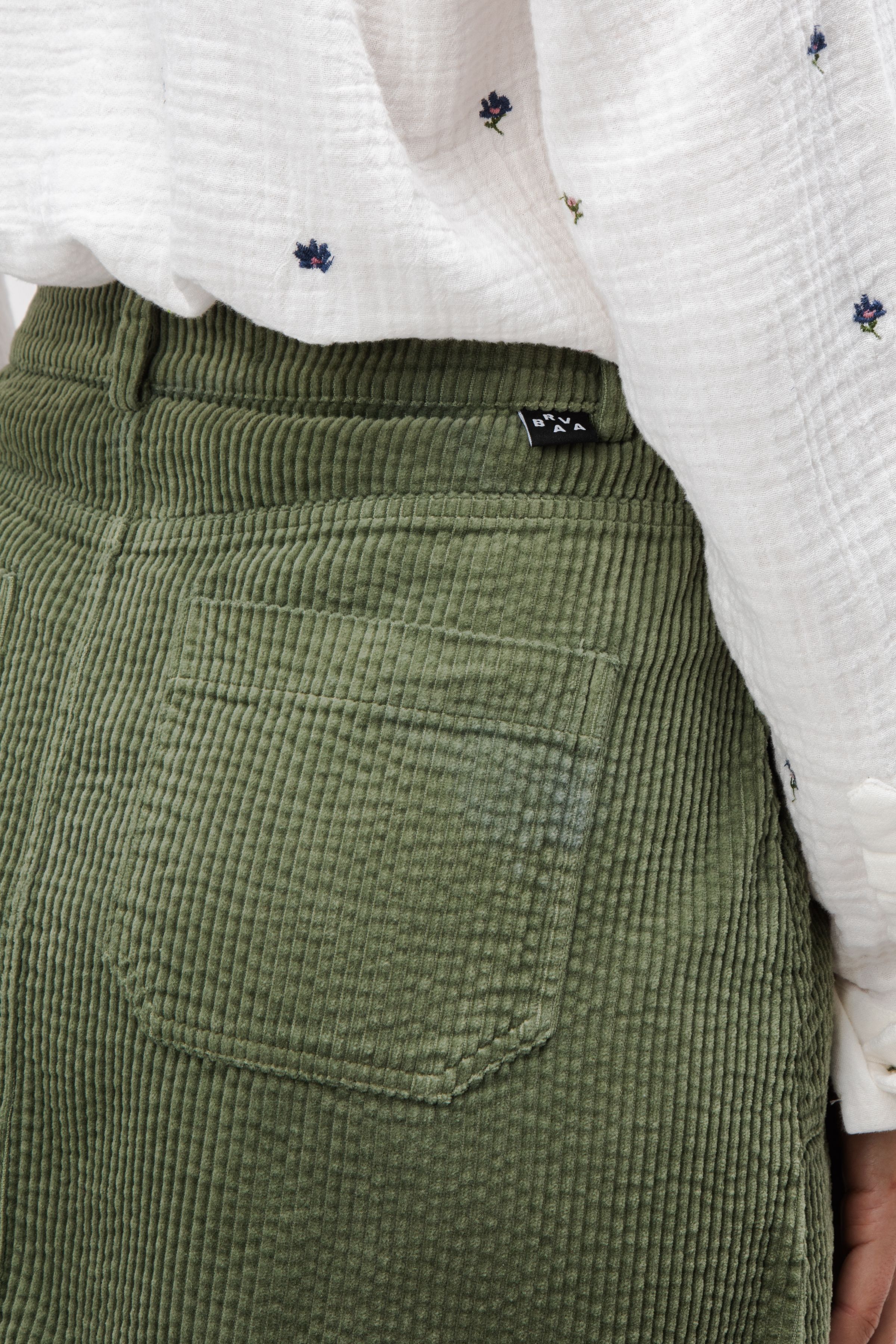 Brava Fabrics Rock Cord Grün | Loveco