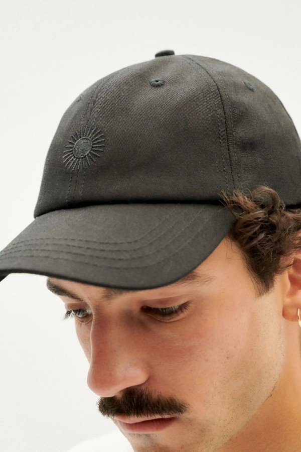 Thinking MU Cap Chris Schwarz | Loveco